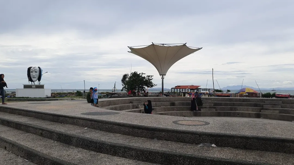 Kalianda Bom Dermaga: Pelabuhan Tradisional dengan Sejarah yang Kaya ...